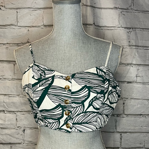 luxe apothatique | Tops | Luxe Apothatique Size Large Nwt Tropical Leaf ...
